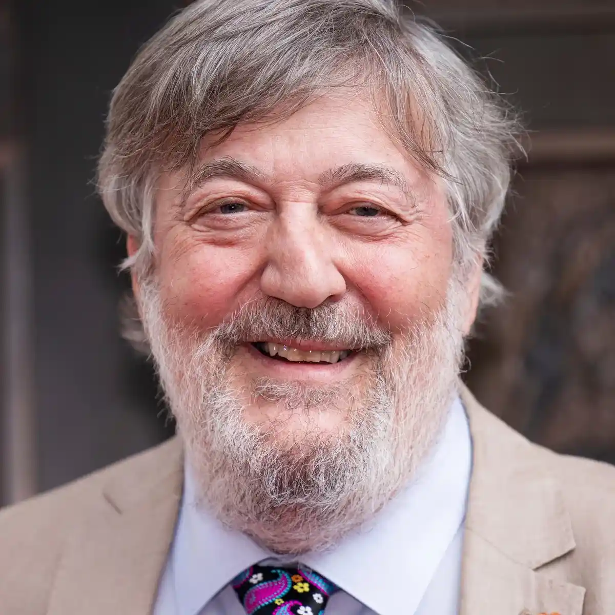 Stephen Fry Fails to Live Up to His Who Wants to Be a Millionaire ...