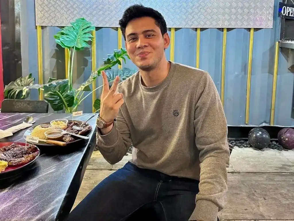 Hafidz Roshdi Biography: Movies, Religion, Siblings, Movies, Marriage ...