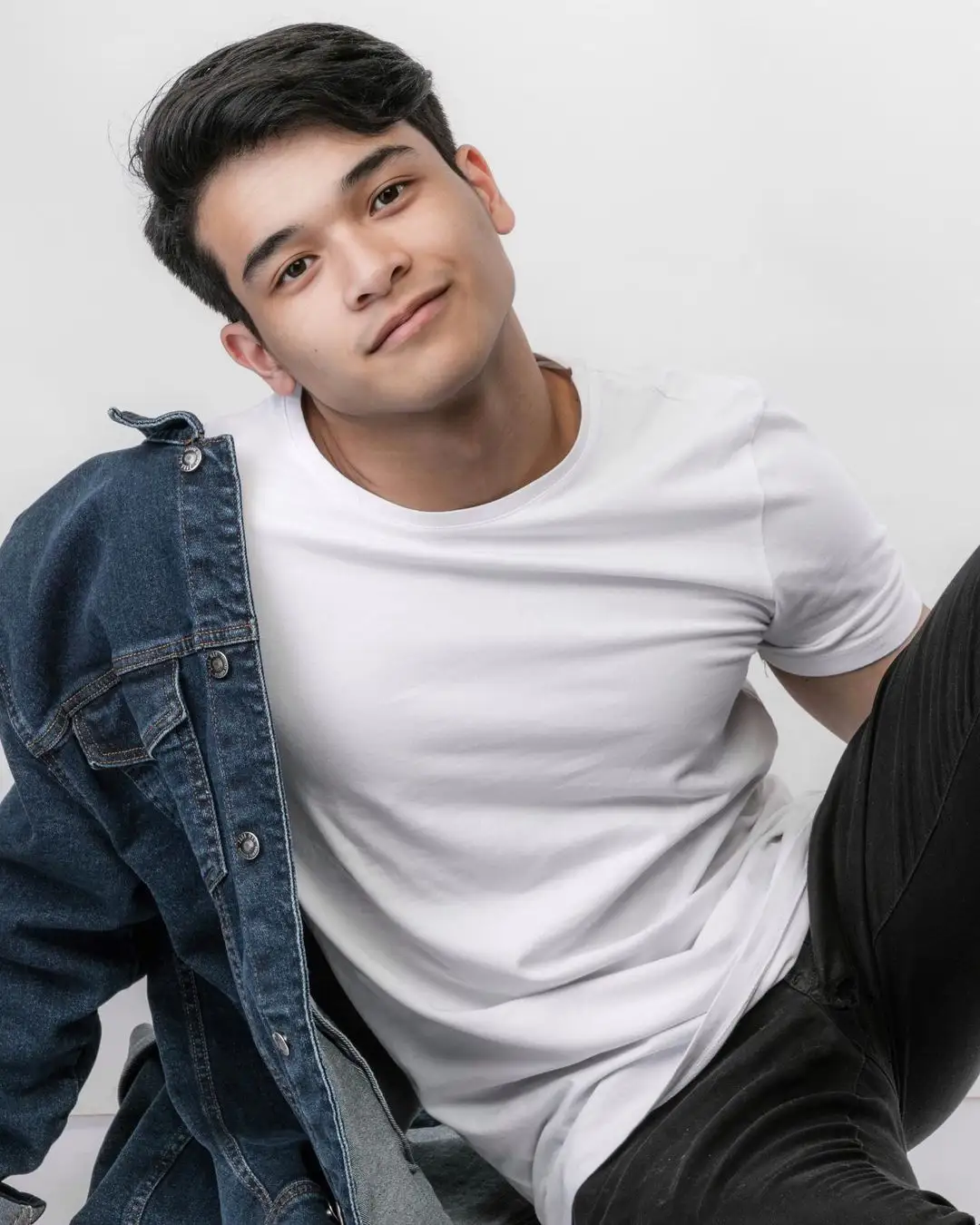 Vince Maristela Biography: Movies & TV Shows, Net Worth, Girlfriend ...