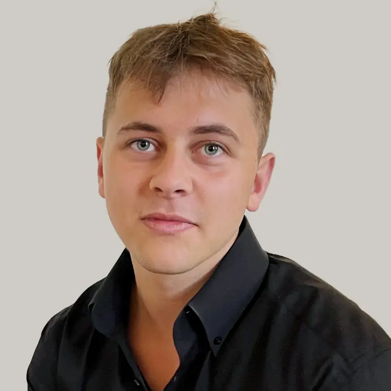 Max Münster Biography: Age, Net Worth, Career, Parents, YouTube, Girlfriend