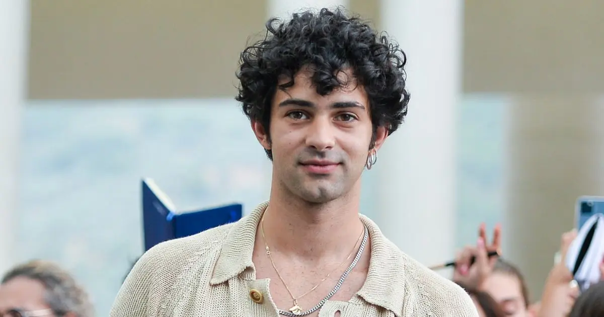 Massimiliano Caiazzo Biography: Age, Girlfriend, Net Worth, Movies & TV ...