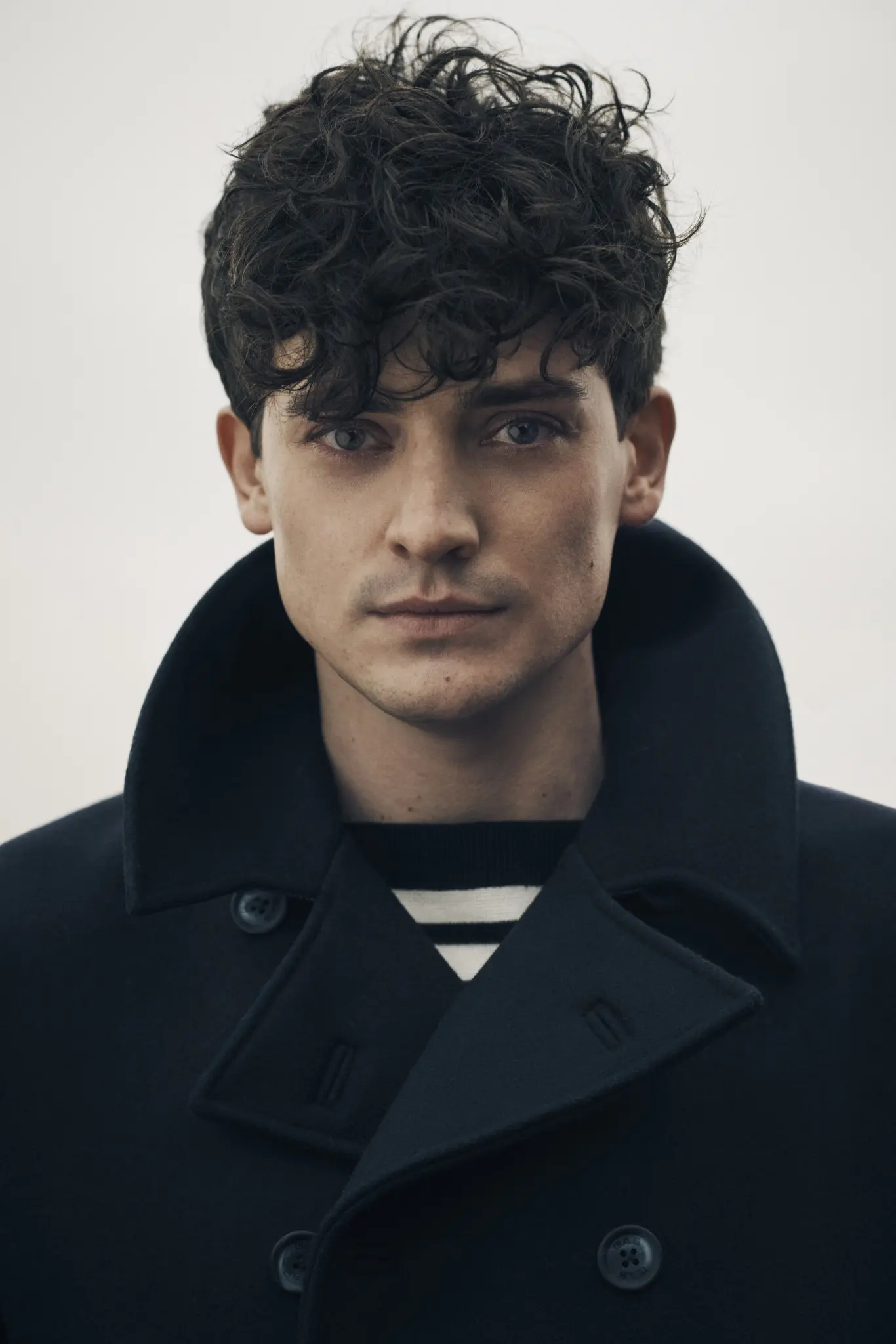 Aneurin Barnard Biography: Wife, Children, Age, Net Worth, Movies & TV ...