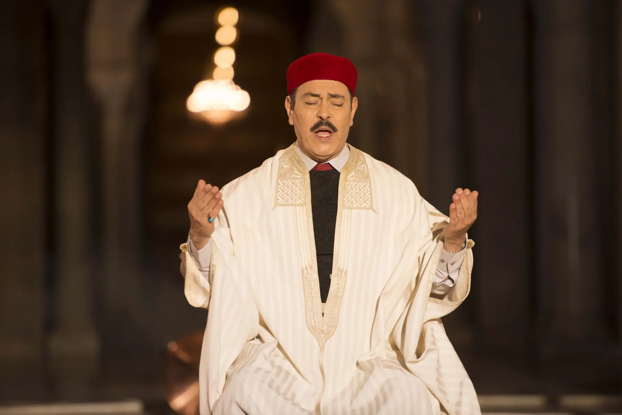 Lotfi Bouchnak Biography: Wife, Net Worth, Age, Children, Songs, Albums ...