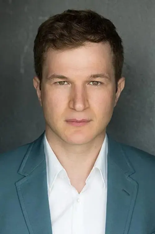 Alec Utgoff Biography: Age, Wife, Net Worth, Movies, Height, Parents ...