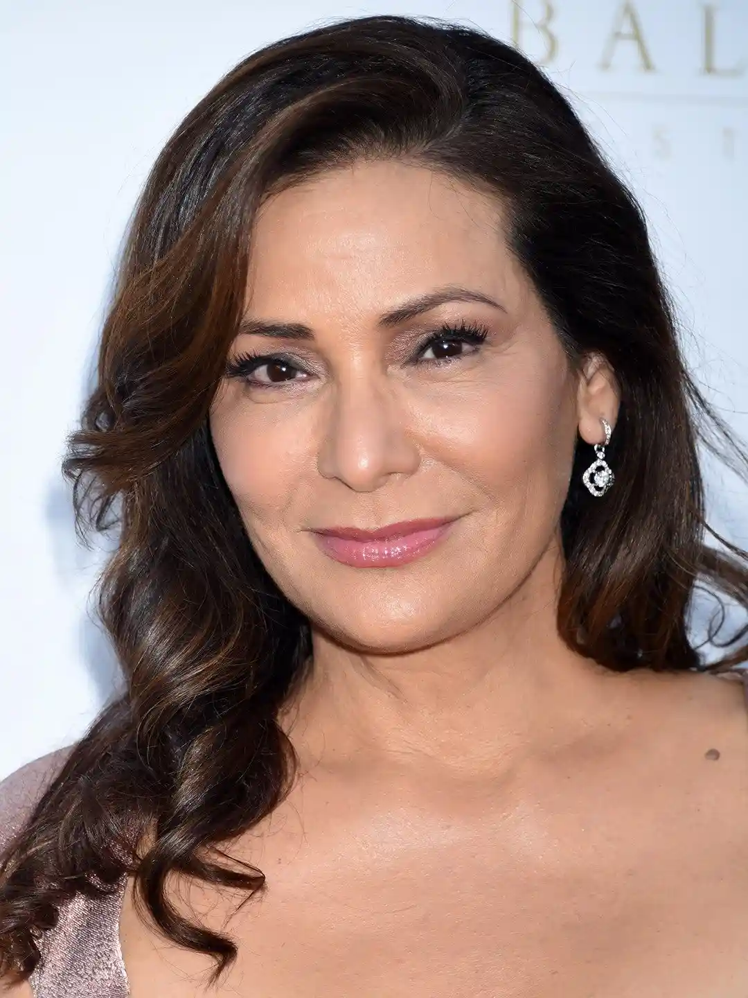 Constance Marie Biography: Age, Husband, Daughter, Net Worth, Height ...