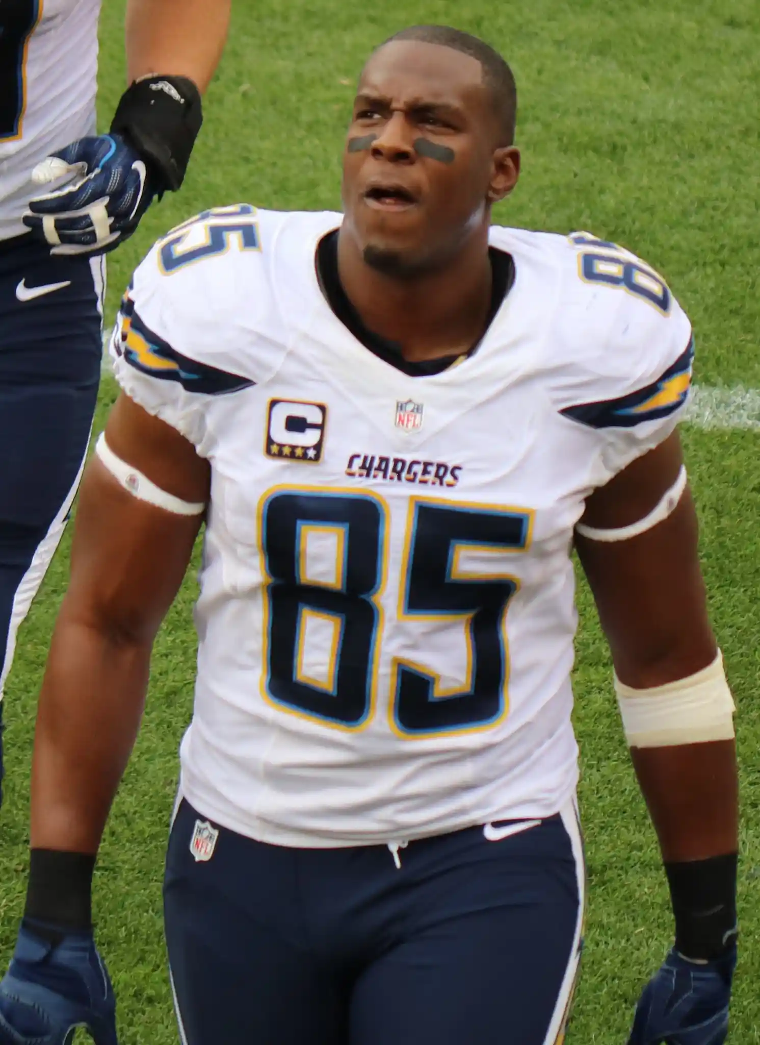 Antonio Gates Biography: NFL, Age, Wife, Children, Height, Net Worth ...