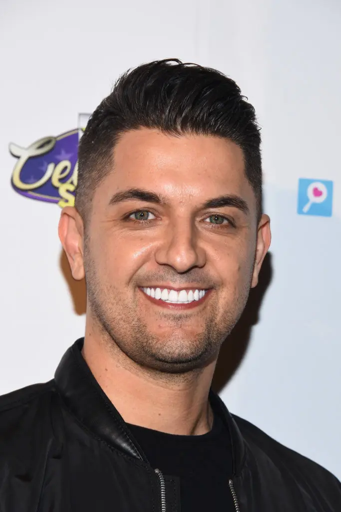 Nema Vand Biography: Age, Net Worth, Height, Sisters, Shahs of Sunset ...