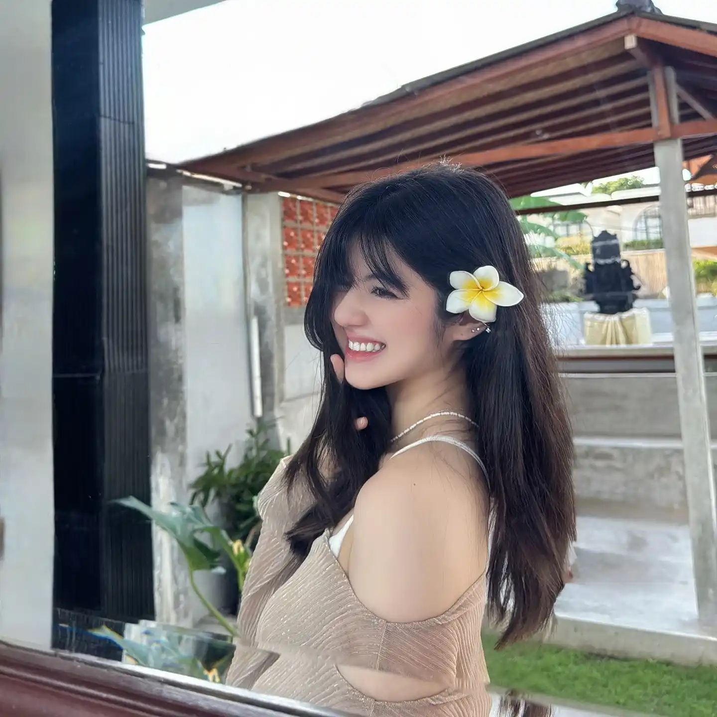 Vonny Felicia Biography: Pictures, Boyfriend, Gaming, Net Worth ...