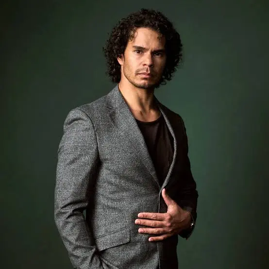 Mark Coles Smith Biography: Movies, TV Shows, Wife, Net Worth, Age ...