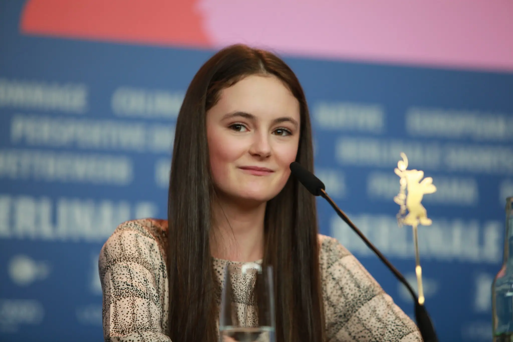 Lea van Acken Biography: Net Worth, Age, Height, Movies & TV Shows ...