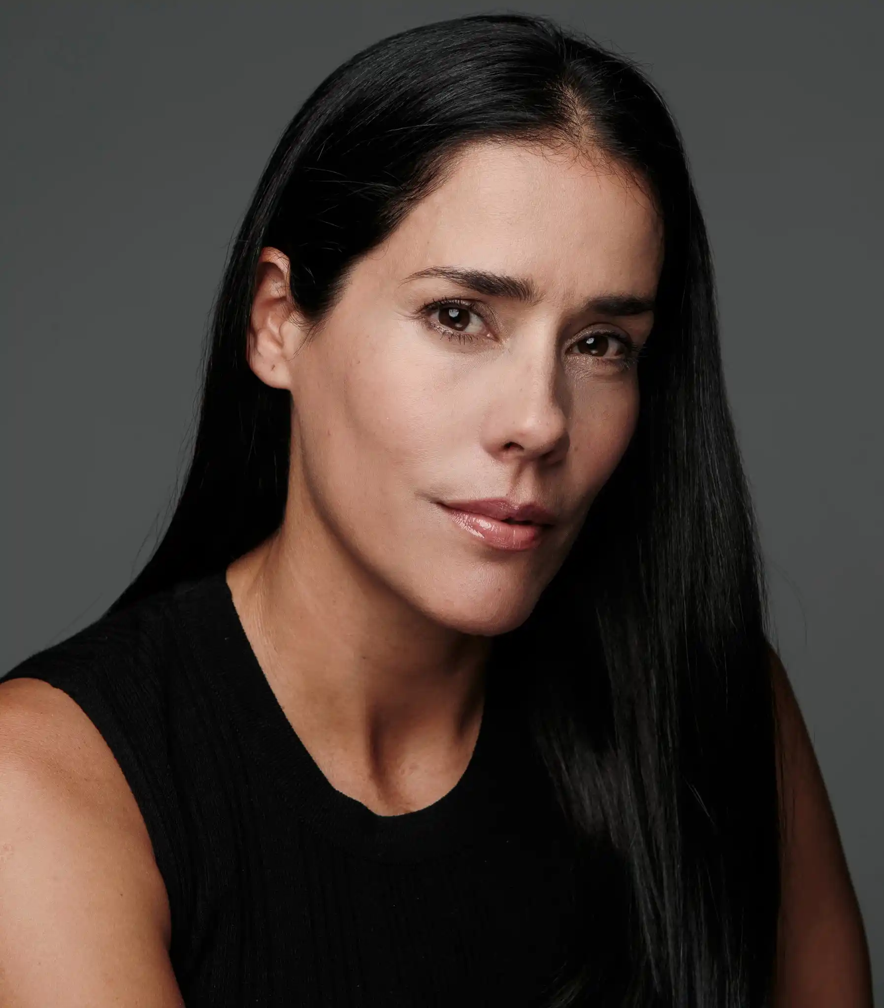 Gianella Neyra Biography: Husband, Ethnicity, Awards, Net Worth, Movies ...
