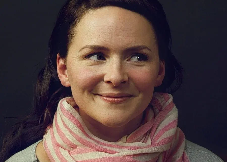 Emilíana Torrini Biography: Films, Age, Height, Net Worth, Spouse ...