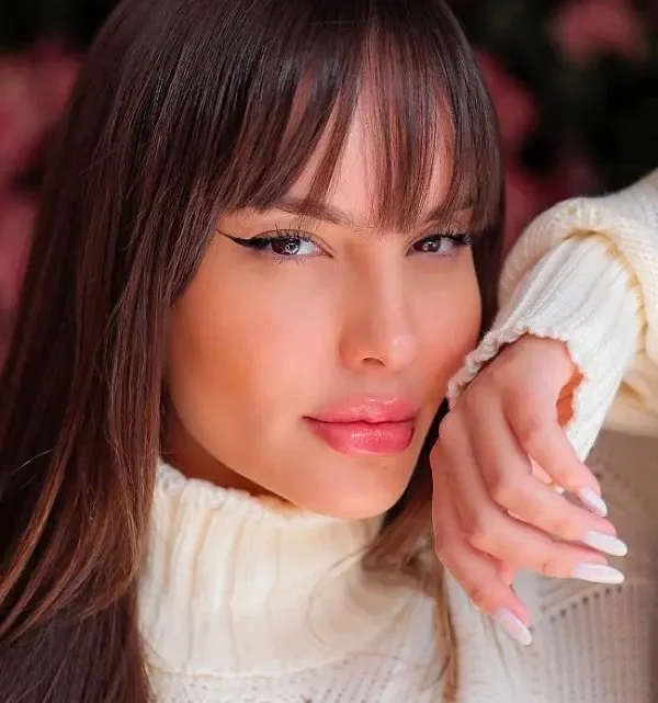 Thais Braz Biography: Net Worth, Height, Age, Parents, Boyfriend ...