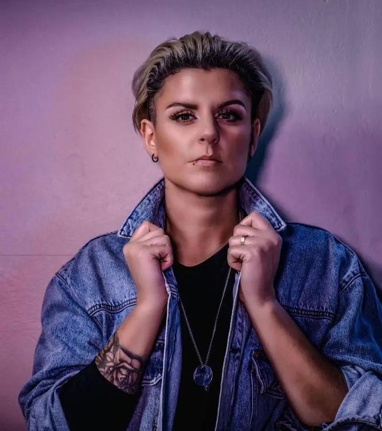 Christina Novelli Biography: Parents, Age, Height, Net Worth, Wife ...