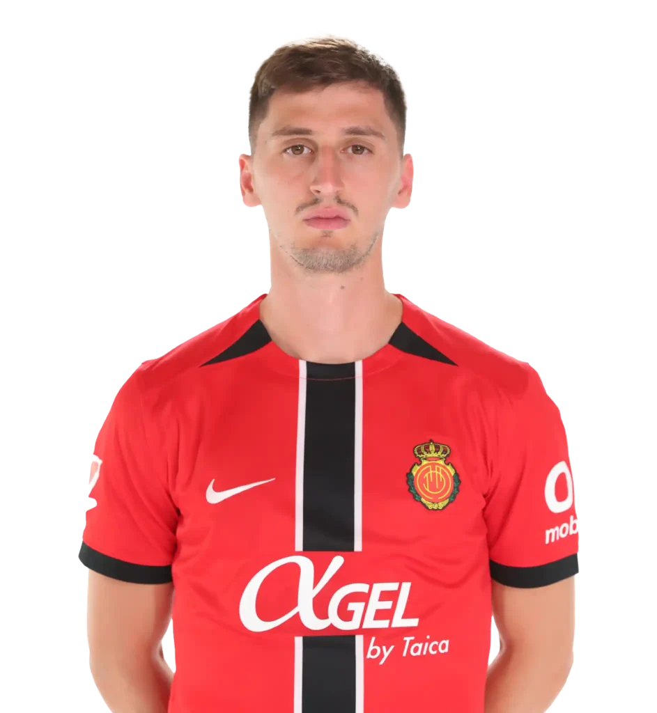 Marash Kumbulla Biography: Age, Height, Net Worth, Wife, Children ...