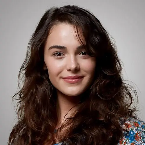 Hafsanur Sancaktutan Biography: Height, Net Worth, Age, Boyfriend ...