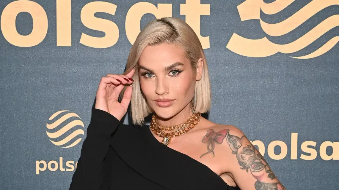 Karolina Gilon Biography: Height, Age, Son, Net Worth, Parents ...