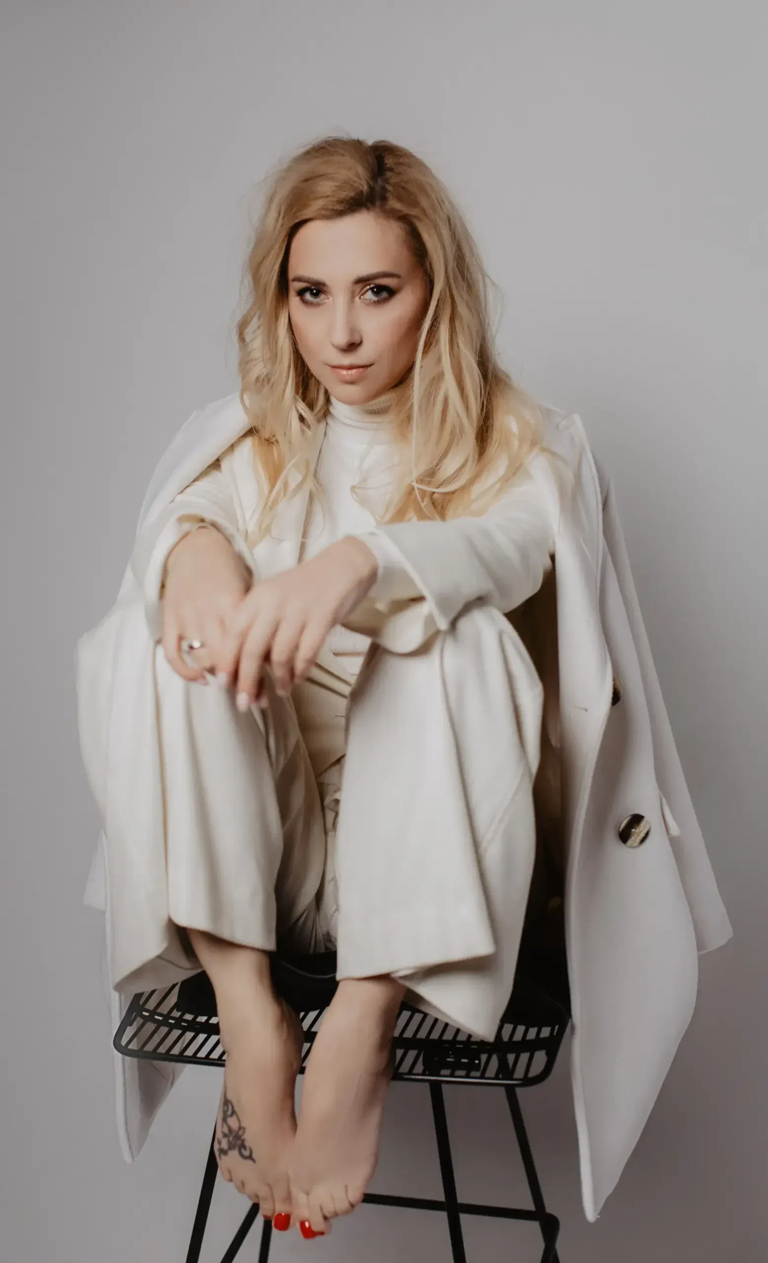 Antonina Matviyenko Biography: Husband, Ethnicity, Songs, Awards ...