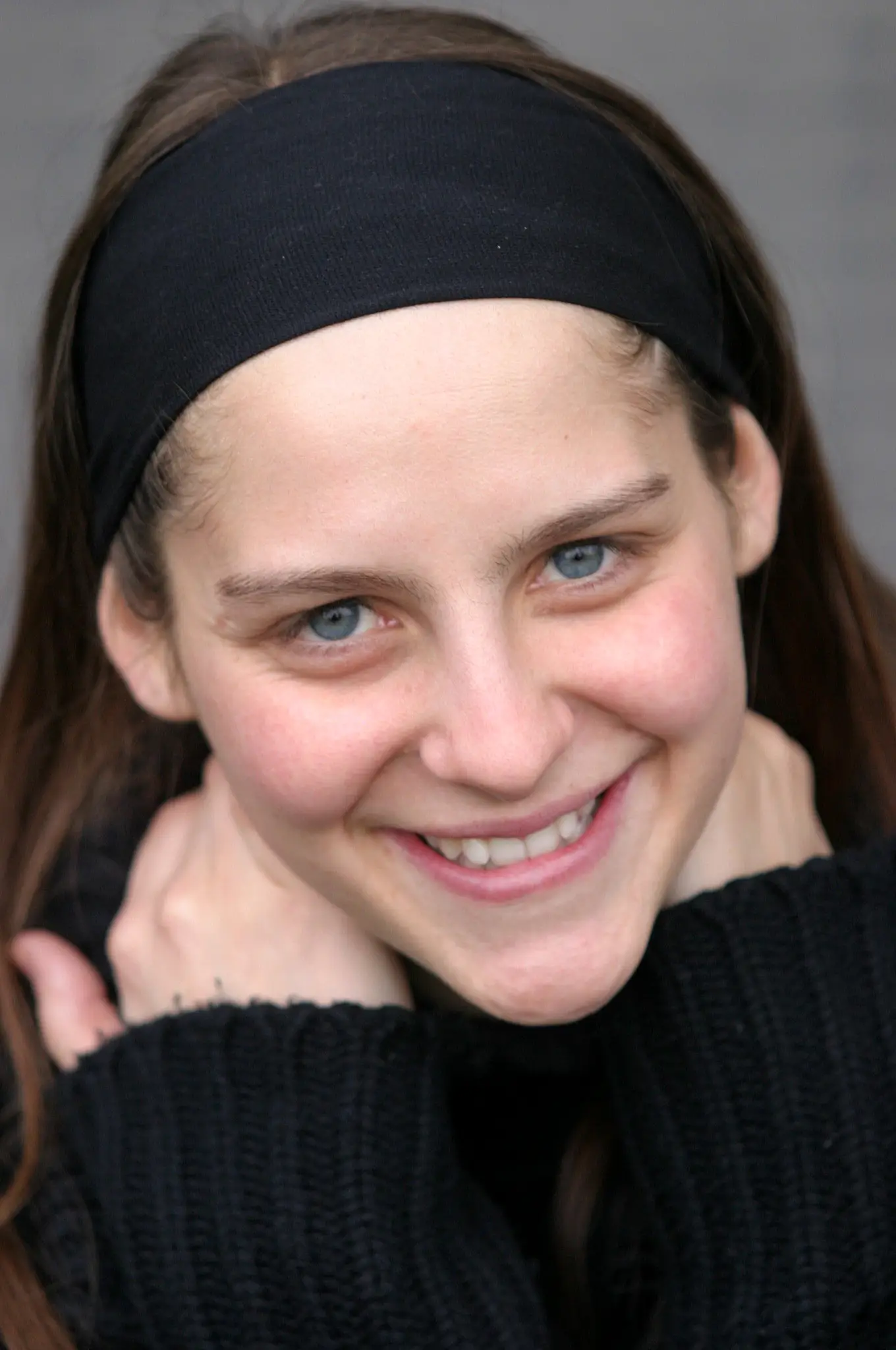 Francisca Lewin Biography: Age, Parents, Net Worth, Height, Career ...