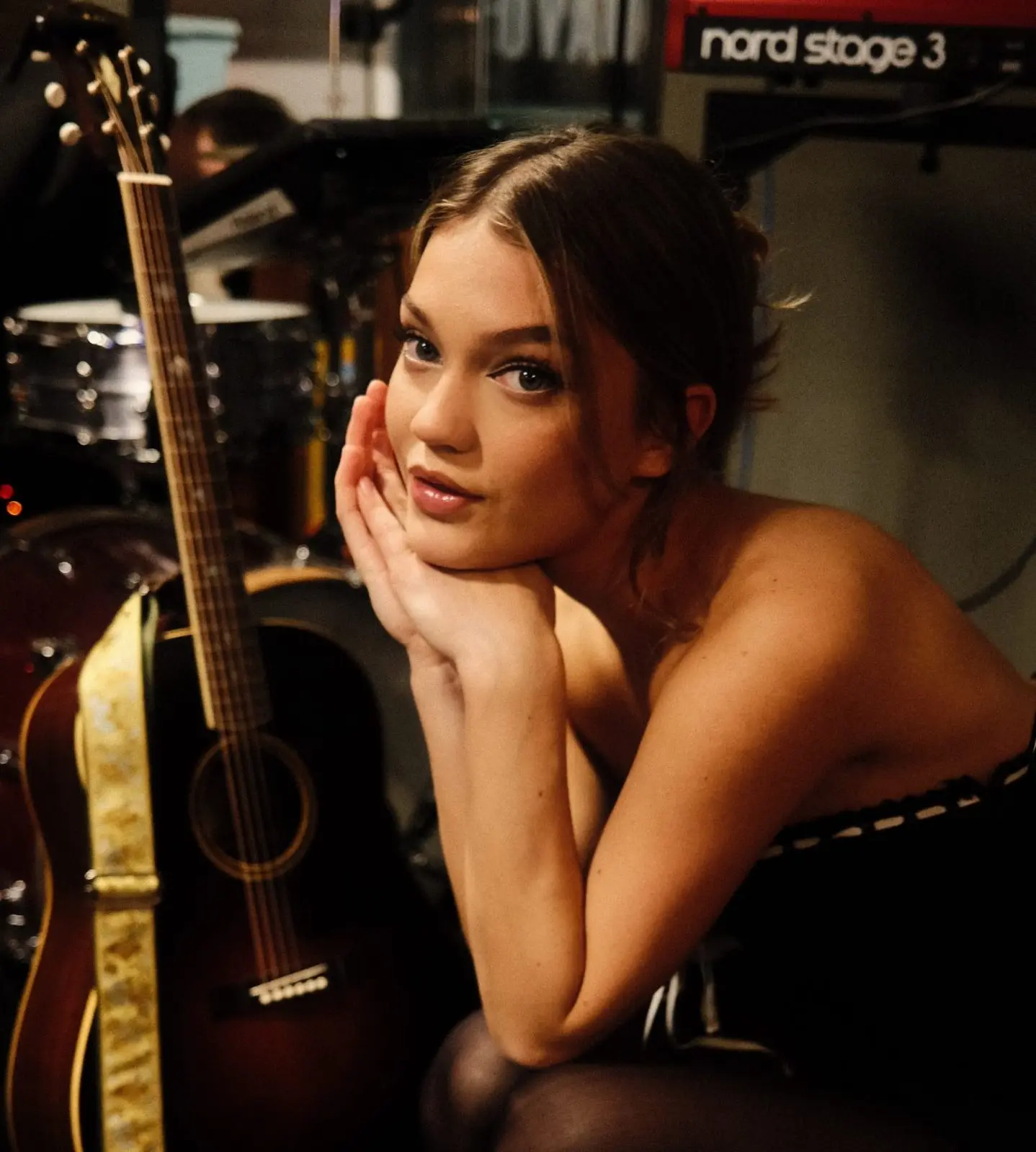 Isabel van Gelder Biography: Age, Albums, Songs, EP, Net Worth, Height ...