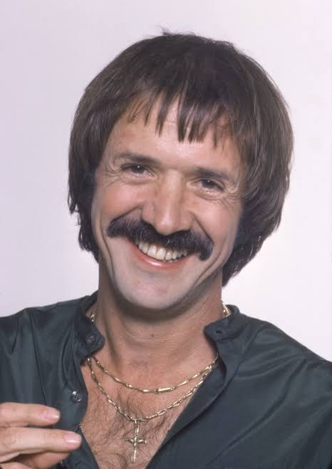 Sonny Bono Biography: Songs, Age, Net Worth, Awards, Children, Height ...