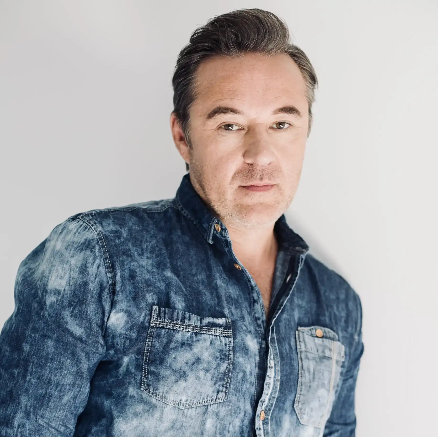 Currie Graham Biography: Age, Height, Wife, Net Worth, Movies & TV ...