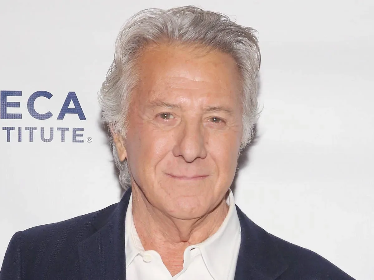 Dustin Hoffman Biography: Age, Wife, Children, Height, Net Worth ...