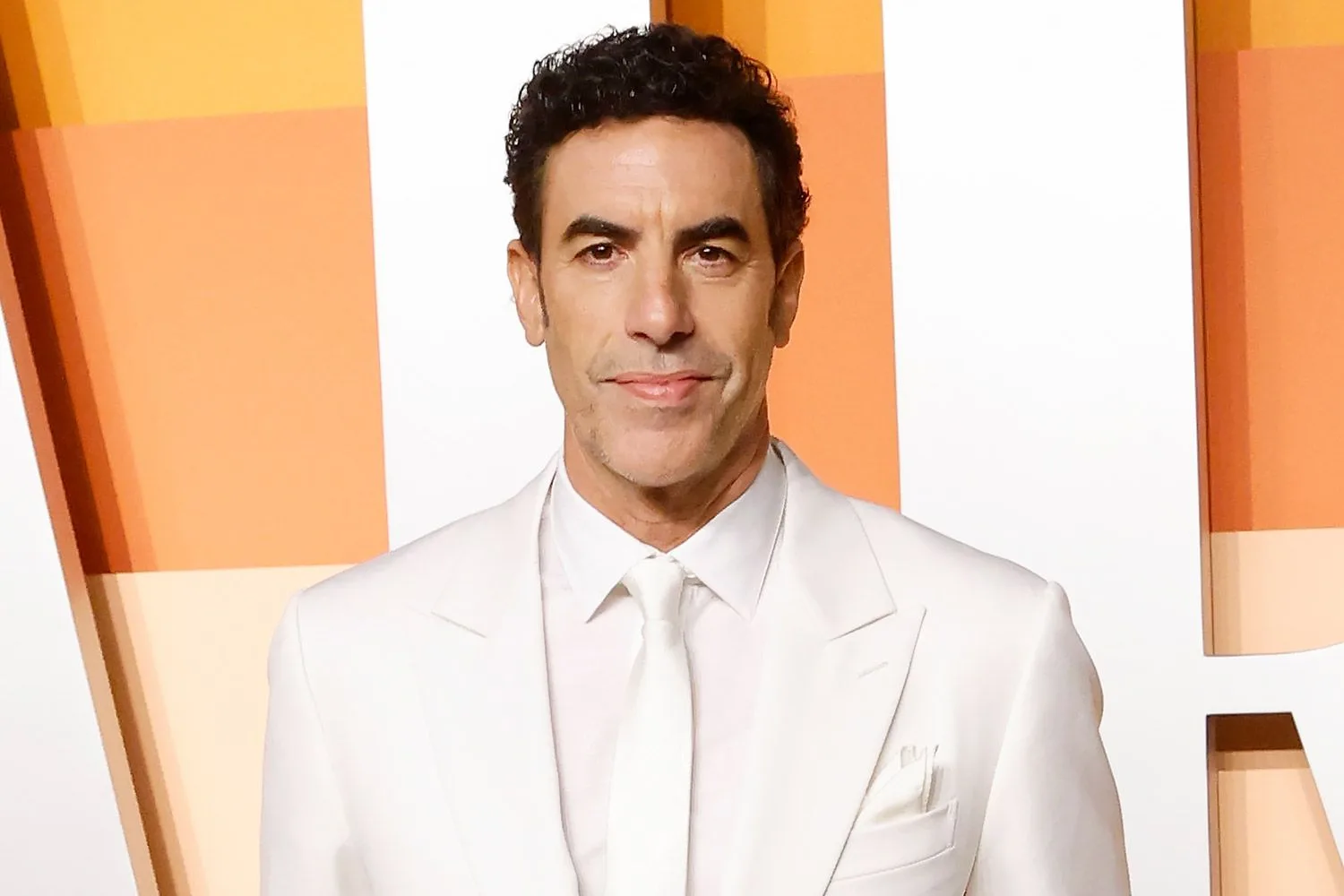 Sacha Baron Cohen Biography: Wife, Age, Net Worth, Borat, Movies ...