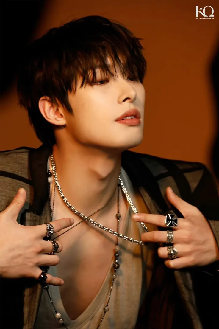 Song Mingi Biography: Age, Parents, Siblings, Girlfriend, Songs, Height ...