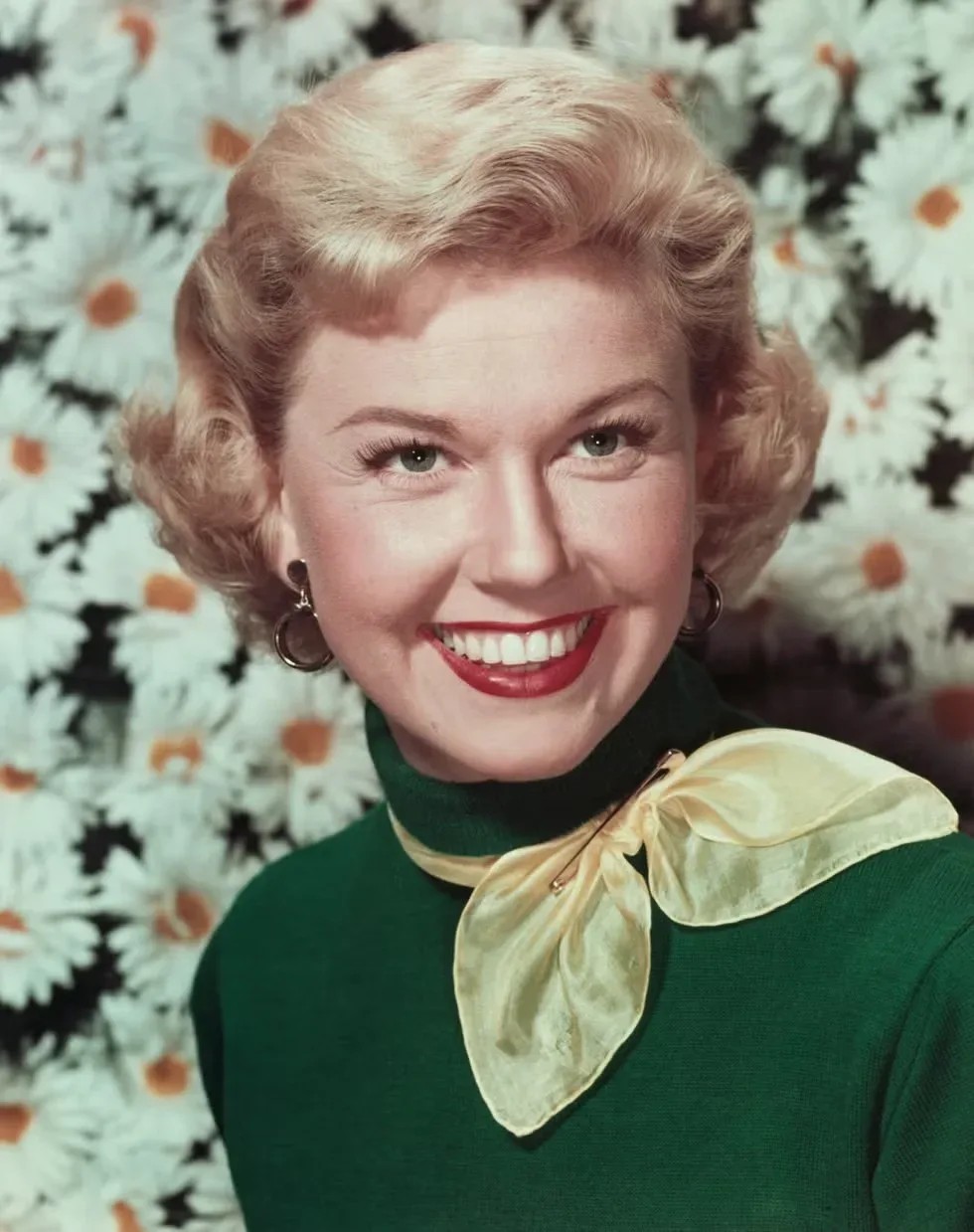 Doris Day Biography: Age, Net Worth, Height, Movies, Songs, Husbands ...