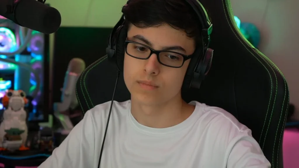 HaloBT Biography: Awards, Girlfriend, Height, YouTube, Ethnicity, Age ...
