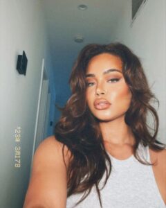 Shyla Walker Biography: Age, Net Worth, Height, Baby Daddy, Daughter ...