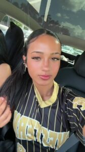 Isabella Biography: Height, Boyfriend, Athletics, TikTok, Age, Parents ...