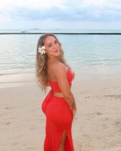 Laney Choboy Biography: Stats, Awards, Age, Boyfriend, Parents ...