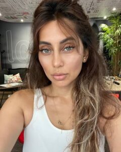 Anusha Dandekar Biography: Age, Net Worth, Movies, Height, Boyfriend ...