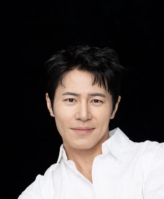 Lee Kyu-hyung Biography: Age, Movies, Height, Net Worth, Parents ...