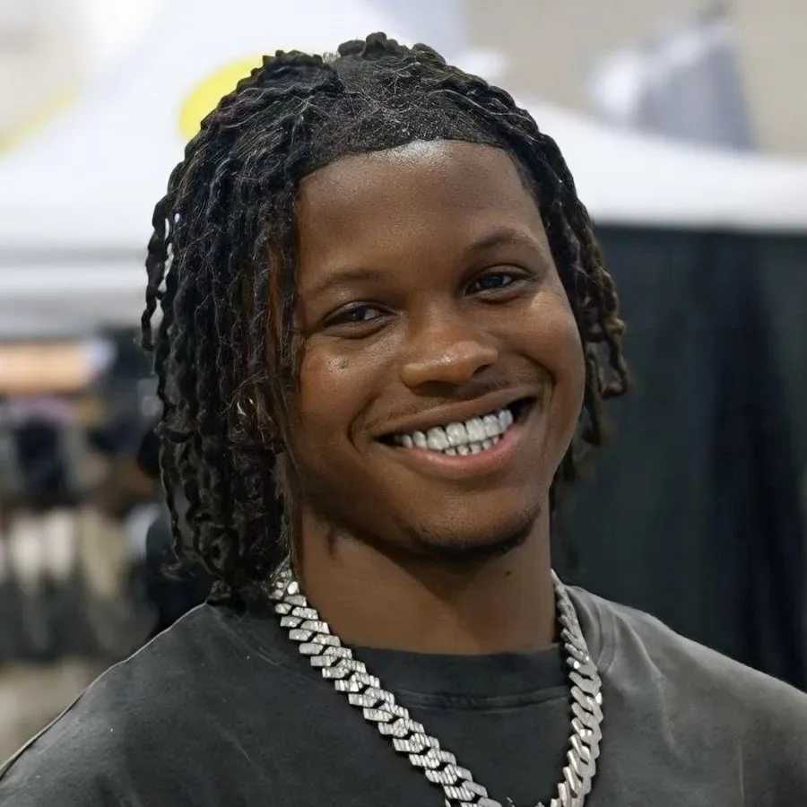 AveryB Biography: Age, Real Name, Net Worth, Height, Parents ...