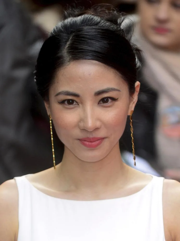 Jing Lusi Biography: Age, Height, Net Worth, Awards, YouTube, Boyfriend ...