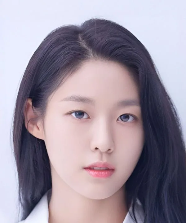 Seolhyun Biography: Age, Husband, Net Worth, Children, Instagram ...