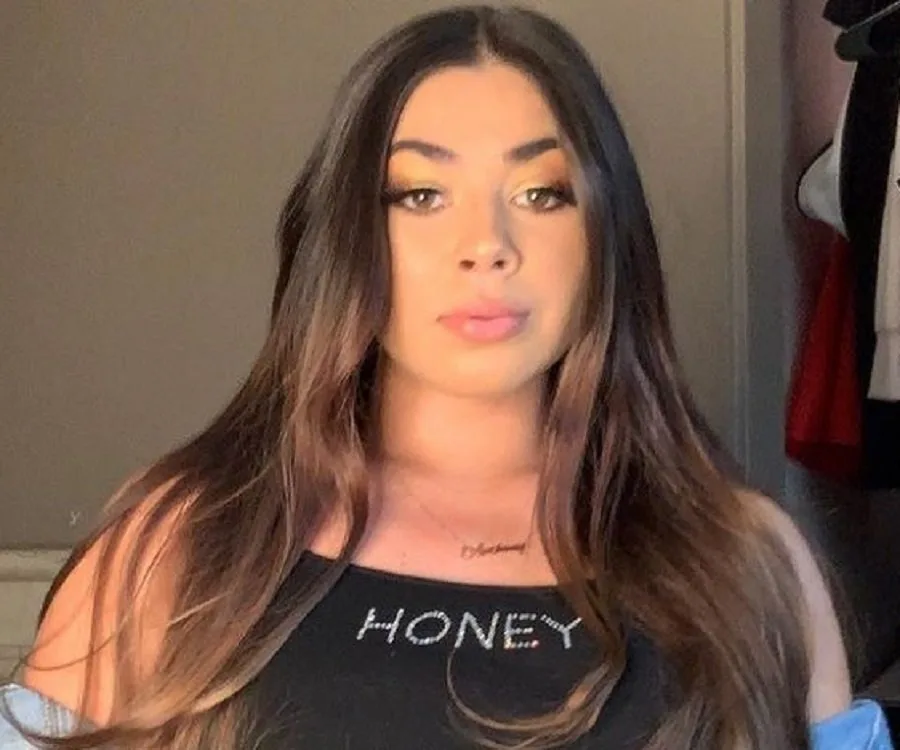 Bella Retamosa Biography: Age, YouTube, Net Worth, Boyfriend, Height ...
