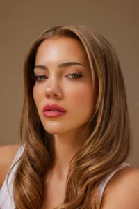 Katherine Gibson Biography: Age, Parents, Net Worth, Height, Movies ...